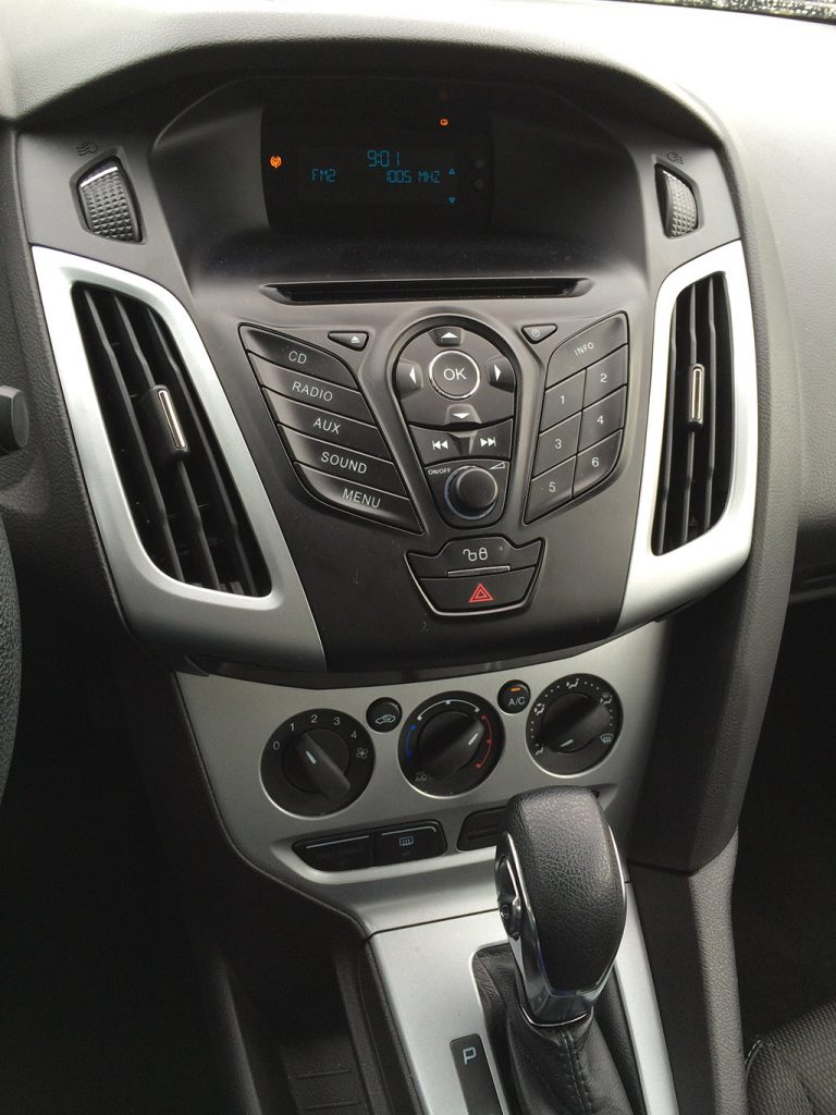 Review: 2013 Ford Focus sedan – DriveAndReview