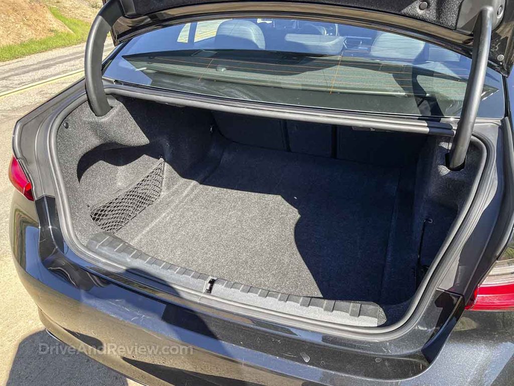 2021 BMW 330i review: Holy hell I need one of these in my life ...